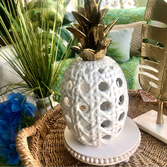 Accents | Nwt Tall White Pineapple Ceramic Votive | Poshmark